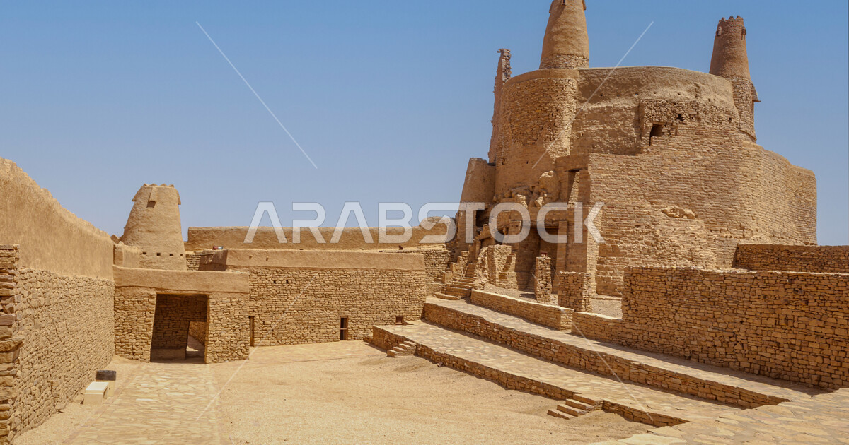 Buildings and residential houses in Saudi Arabia, a fortified fortress ...