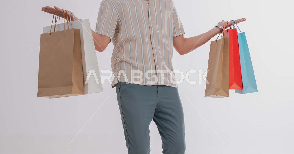 تعابير الحماس للتسوق واقتناء المستلزمات والهدايا، الاستفادة من عروض ...