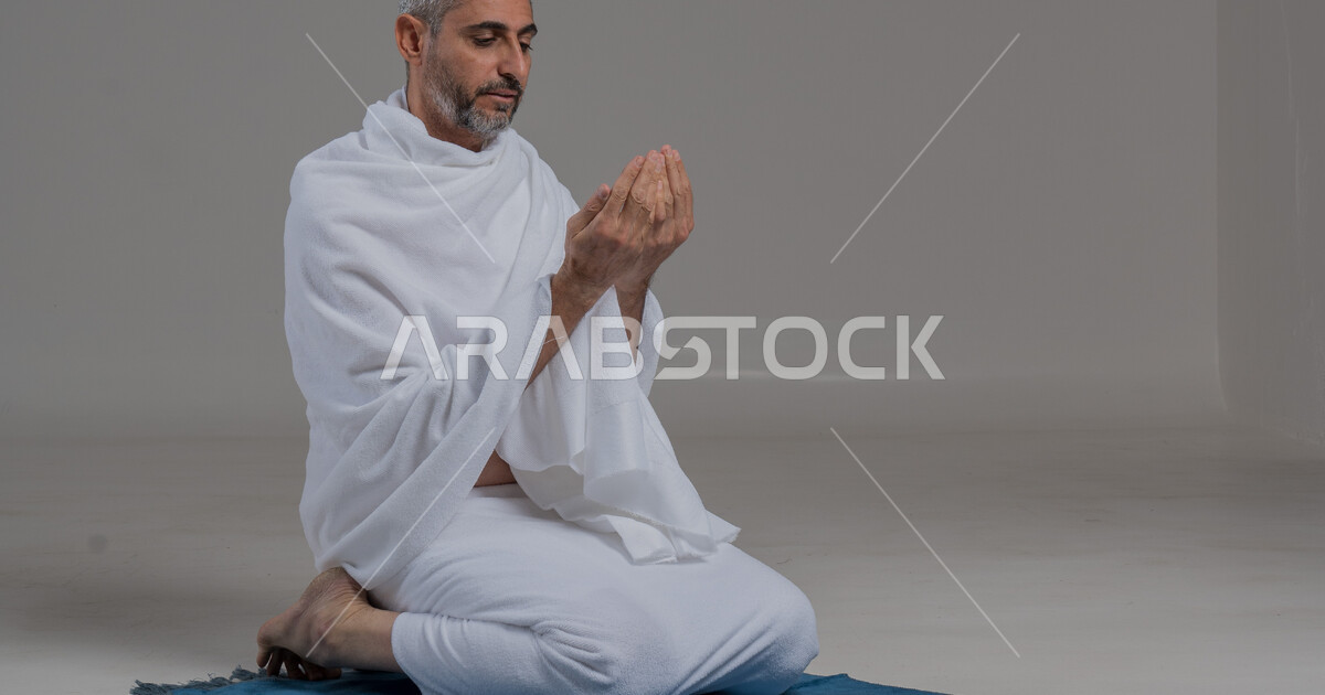 Supplication and supplication to the Lord of the servants, the concept ...