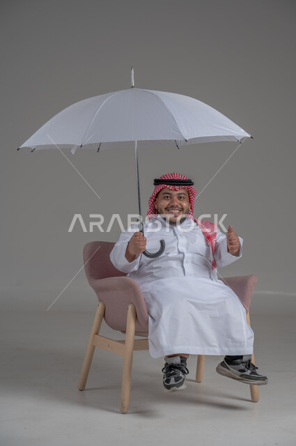 The concept of winter and rainy weather, shade from the sun, portrait ...