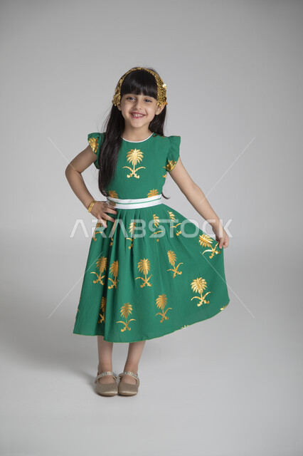 Raising children to love the homeland, portrait of a Saudi Arabian Gulf ...