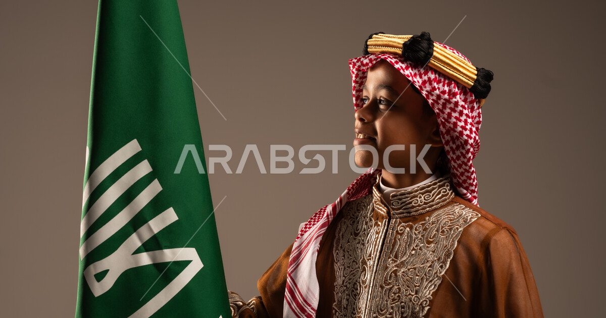 Wearing traditional costumes on holidays, feelings of love and ...