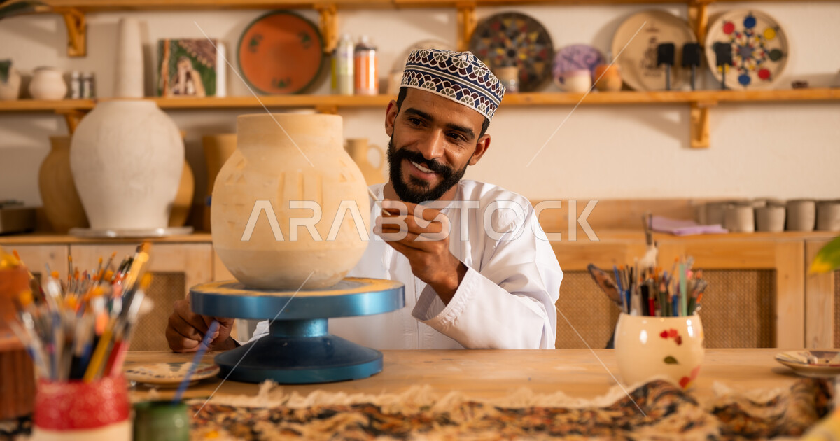 Professional pottery and ceramics coloring, an Arab Gulf Omani ...