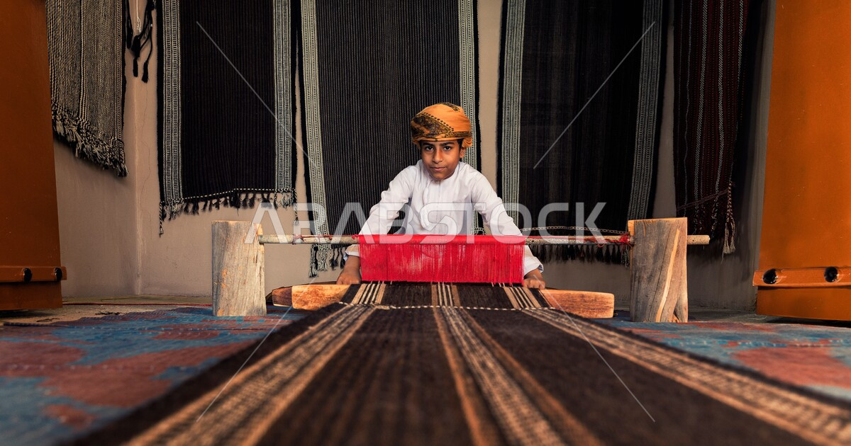 Traditional folk crafts and industries, ancient Omani professions in ...