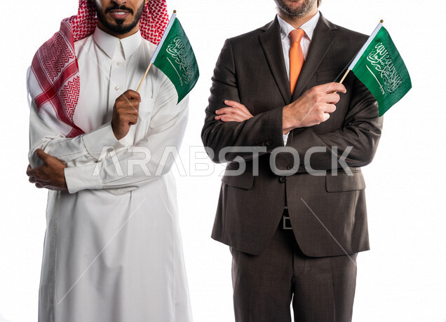 Close-up portrait of a Saudi Arabian Gulf man in traditional Saudi ...