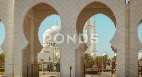 Grand mosque Sheikh Zayed - Photo #268166 Stock Photos - Exclusive Gulf ...