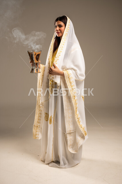 The Day We Began 1727 AD, Using Agarwood to Perfume Incense ...