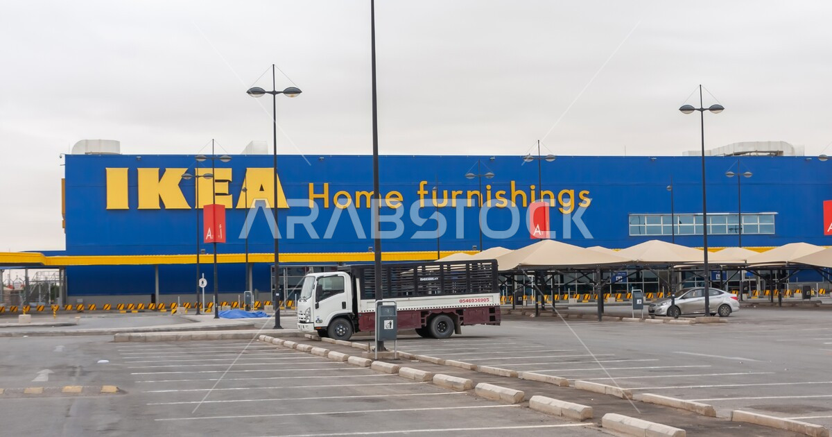 Modern architectural style of commercial facilities in Saudi Arabia ...