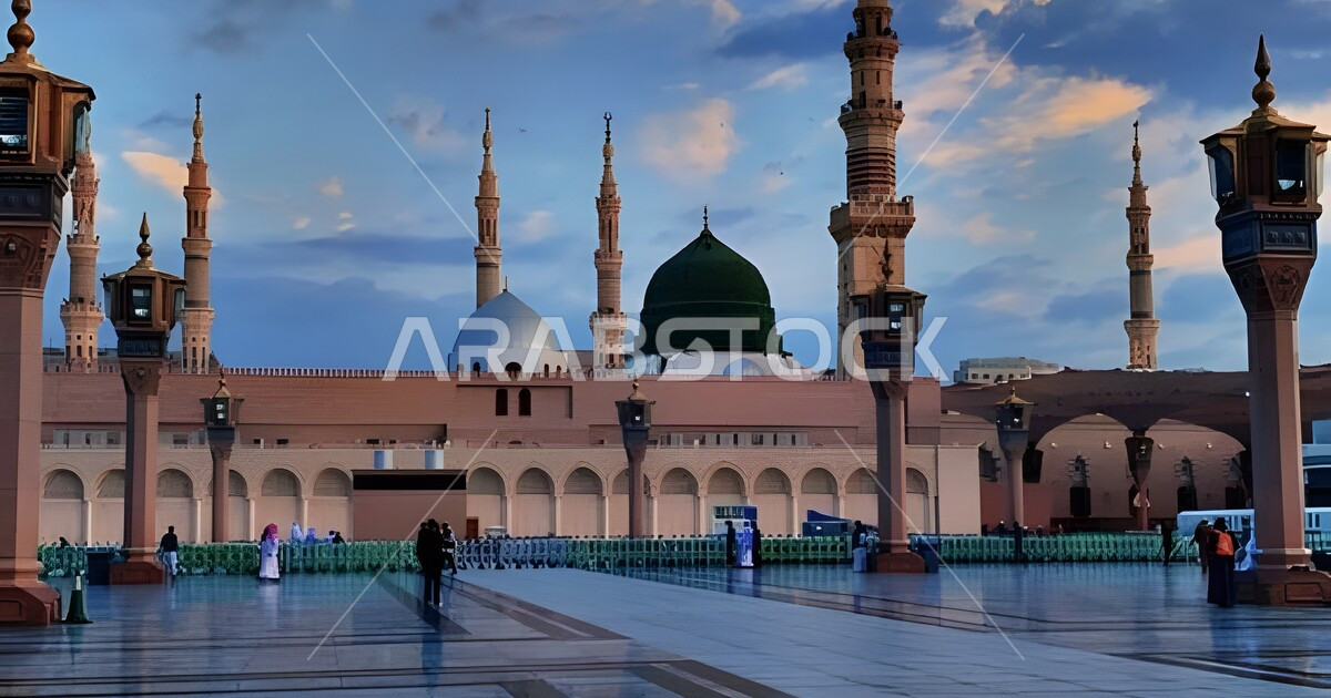 The external complex of the Prophet's Mosque in Medina, the concept of ...