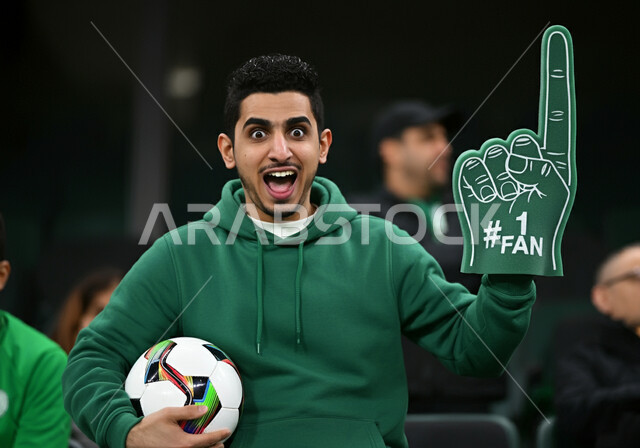 Passion for cheering on the favorite team, following Saudi matches ...
