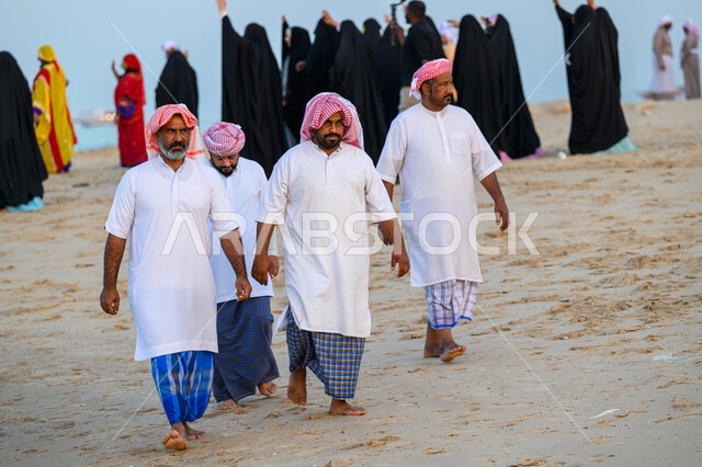 Old Qatari customs and traditions, Celebrating the 14th Katara ...