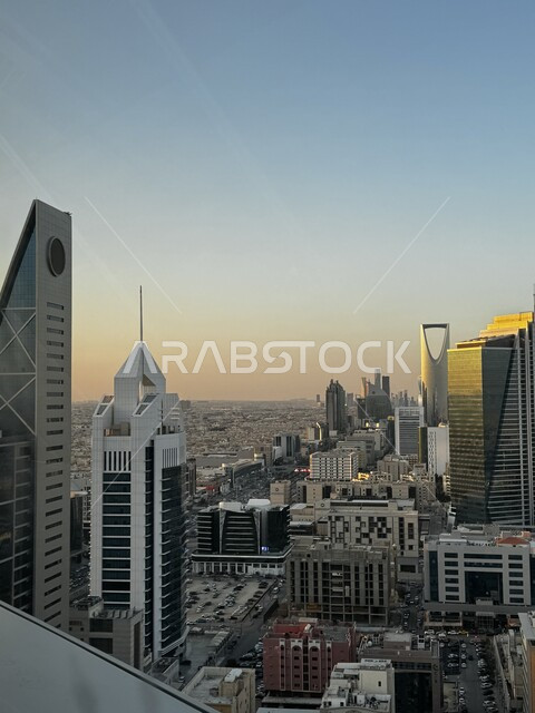 Urban growth and development of towers and skyscrapers in Riyadh, Hamad ...