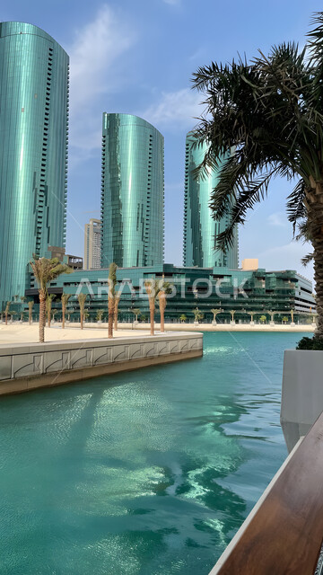 Financial Harbour overlooking the Arabian Gulf, famous tourist places ...