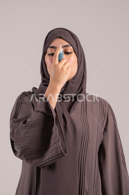 Continuous monitoring of breathing, a sick young Saudi woman ...