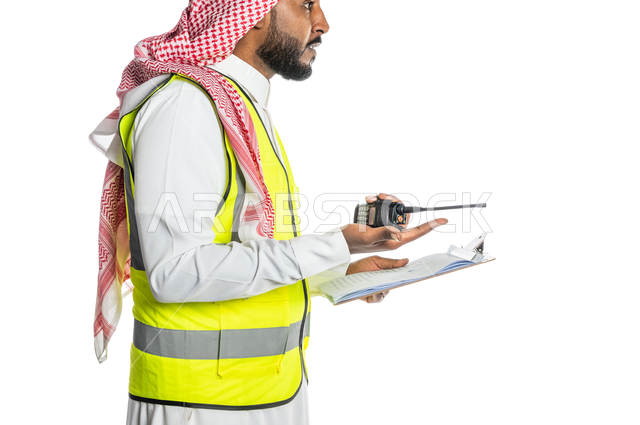 Portrait for Arab Gulf Engineer, wearing a traditional Saudi uniform ...