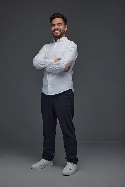Saudi Man in Modern Casual Studio Outfit - Photo