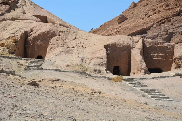 Mada'in Shu'ayb Tabuk Ancient Rock Cut Tombs - Photo
