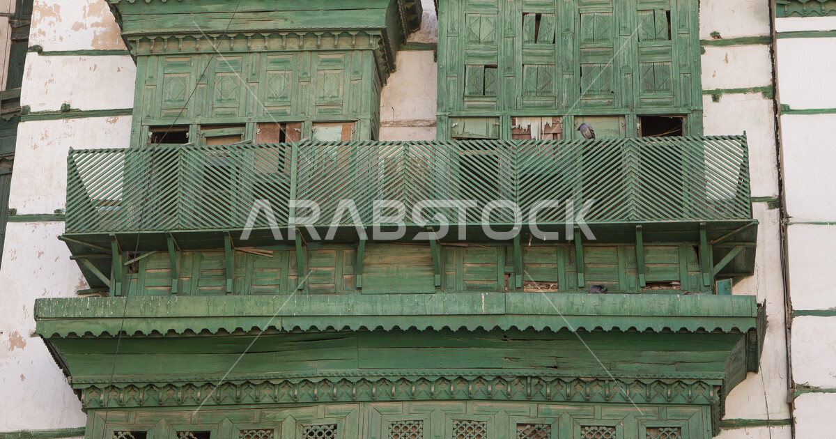 Old Rawashin in the historical city of Jeddah with an ancient Arab and ...