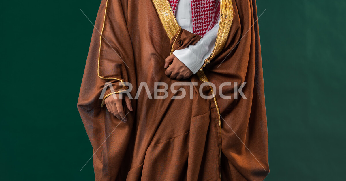 Chroma of a Saudi Arabian Gulf man wearing the Saudi bisht, Saudi ...