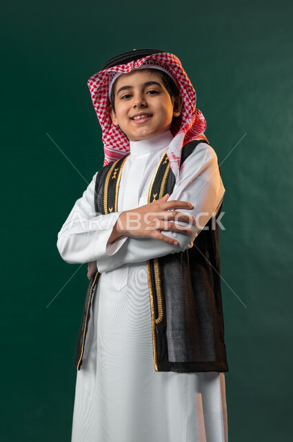 Chroma of a Saudi Arabian Gulf child wearing a Saudi heritage costume ...