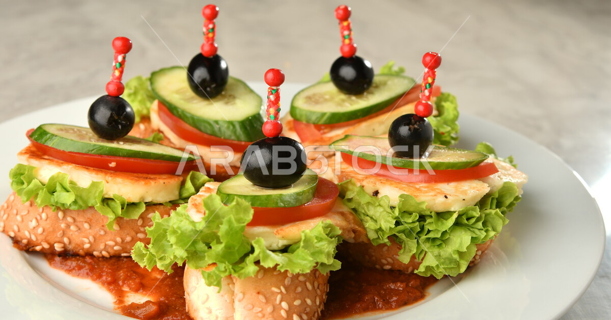 Close-up of the delicious food dish, samoli bread with pieces of meat ...