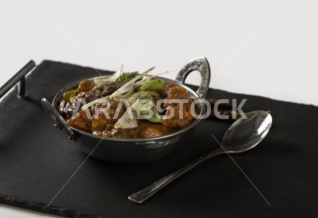 Delicious Indian chicken masala dish, delicious food recipes and dishes ...