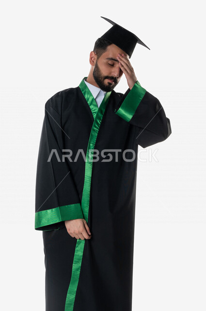 Portrait of a Saudi Arabian Gulf student wearing an abaya and ...
