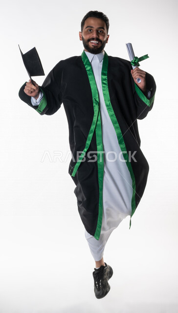 Portrait of a Saudi Arabian Gulf student wearing an abaya and ...