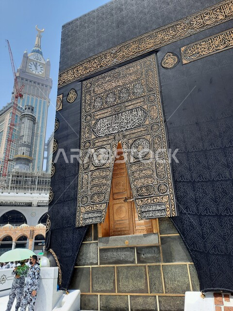Close-up of the Kaaba in Mecca, the Kaaba cover, Quranic verses on the ...