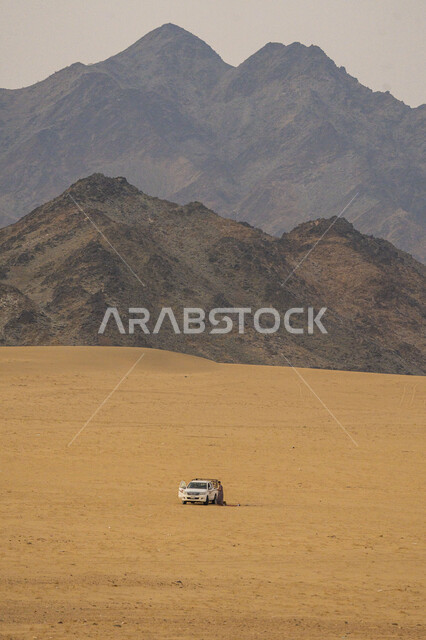 Desert areas in Saudi Arabia, desert nature in Saudi Arabia, safari ...