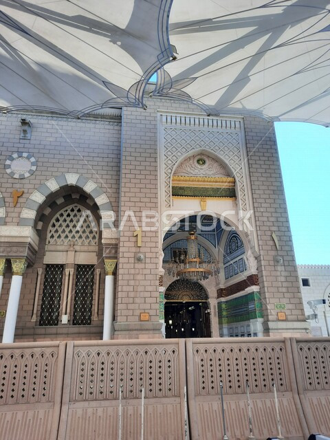 Al-Masjid an-Nabawi in Medina, Saudi Arabia, the Prophet’s Mosque, the ...