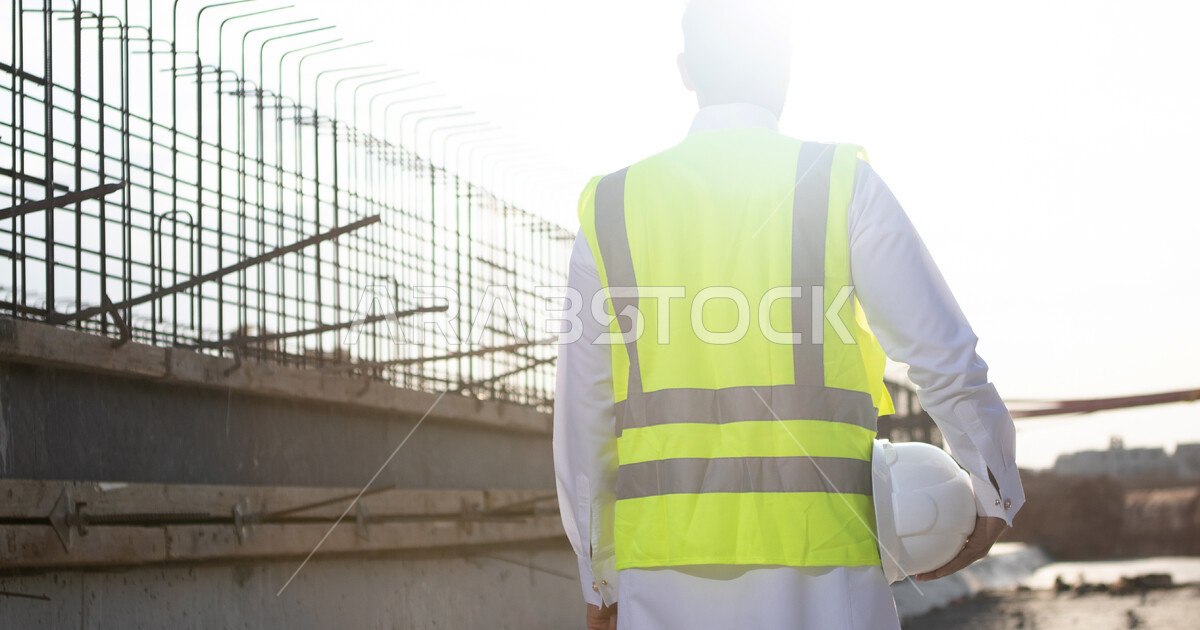 A professional Saudi Arabian Gulf construction contractor on the ...