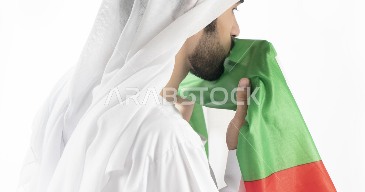 Portrait of an Emirati Arab Gulf man, in traditional Emirati dress ...