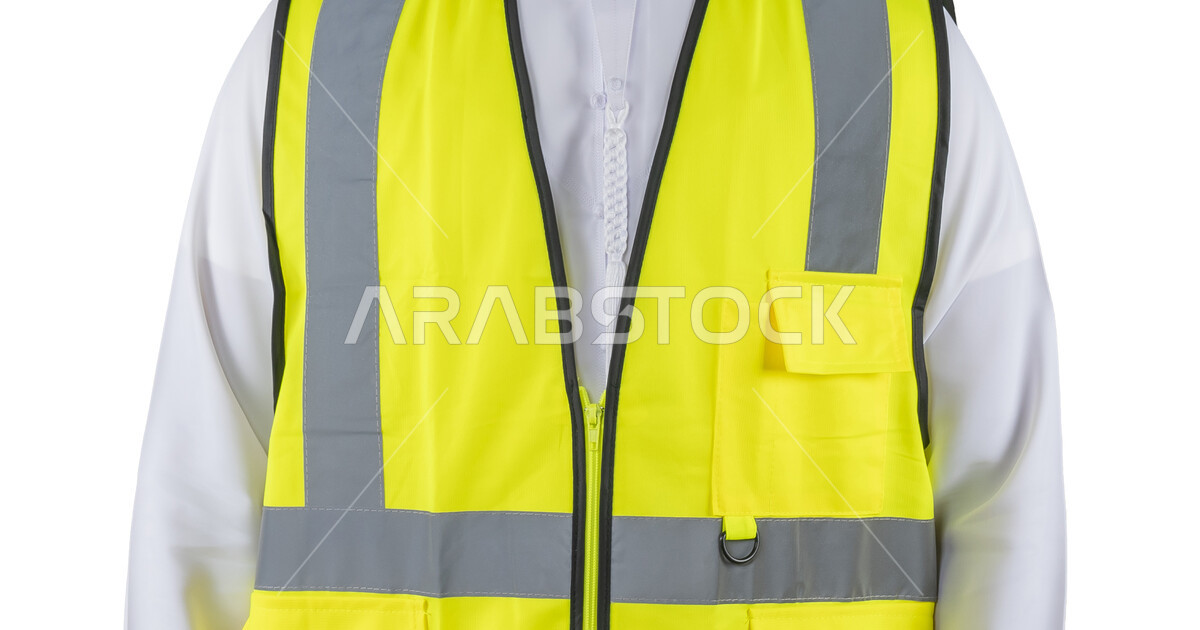 Portrait of an Arab Gulf Emirati engineer wearing a work protection ...