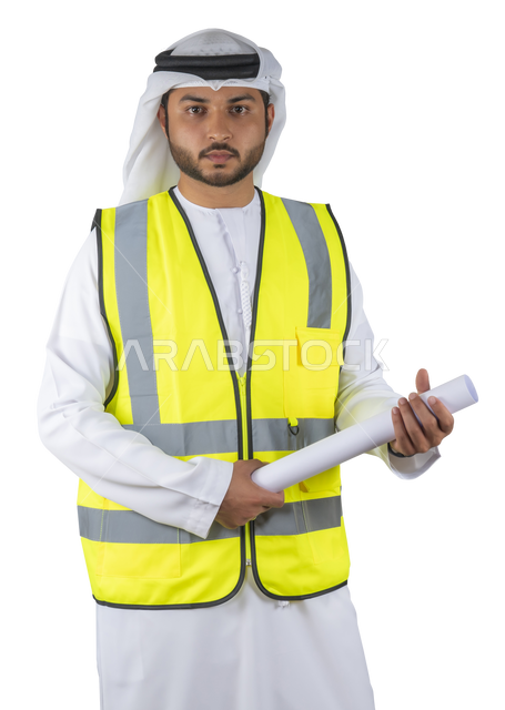 Portrait of an Arab Gulf Emirati engineer wearing a work protection ...