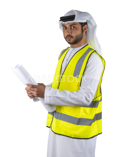 Portrait of an Arab Gulf Emirati engineer wearing a work protection ...