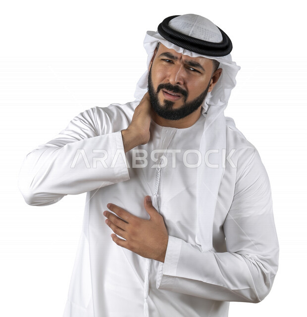 Portrait of an Arab Emirati Gulf man wearing the traditional Emirati ...