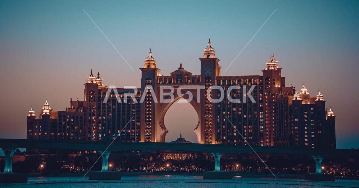 An aesthetic picture of the Atlantis Hotel overlooking the Arabian Gulf ...