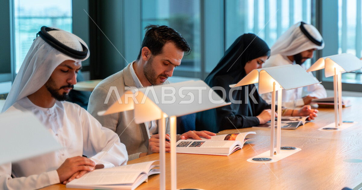 Close-up of Arab Emirati Gulf students in the lecture hall at the ...