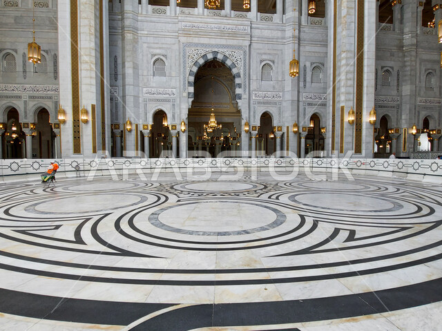 A picture from inside the Grand Mosque in Makkah Al-Mukarramah, Saudi ...