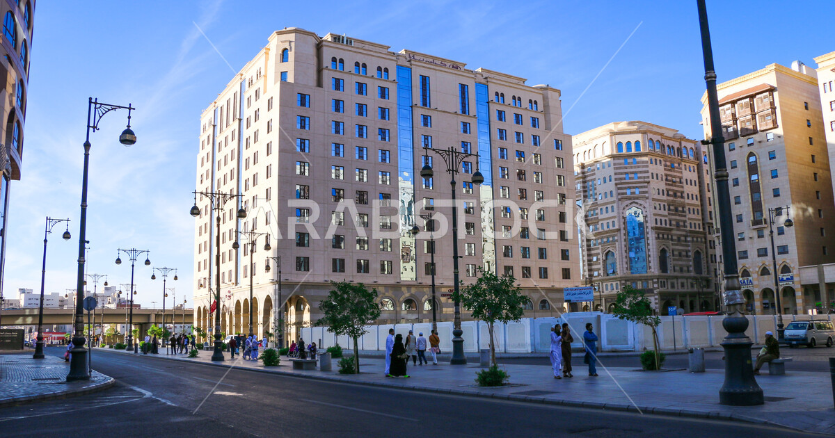 Streets and roads in Medina in the Kingdom of Saudi Arabia, hotel ...