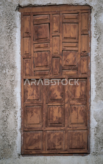 Ancient historical windows in the historic Balad district of Jeddah ...