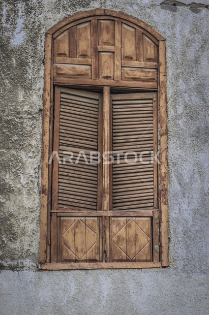 Ancient historical windows in the historic Balad district of Jeddah ...