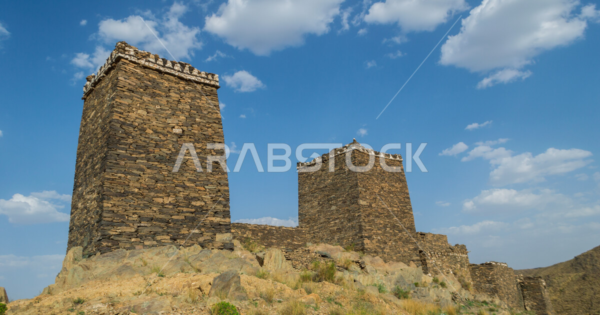 An ancient stone castle with ancient Arab architecture in Maysan ...