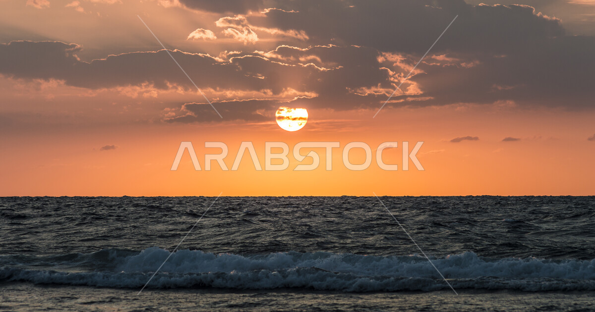 Sunset and sunrise on the shore of the Arabian Sea in Jeddah, sunset ...