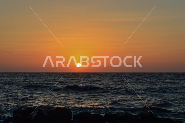 Sunset and sunrise on the shore of the Arabian Sea in Jeddah, sunset ...