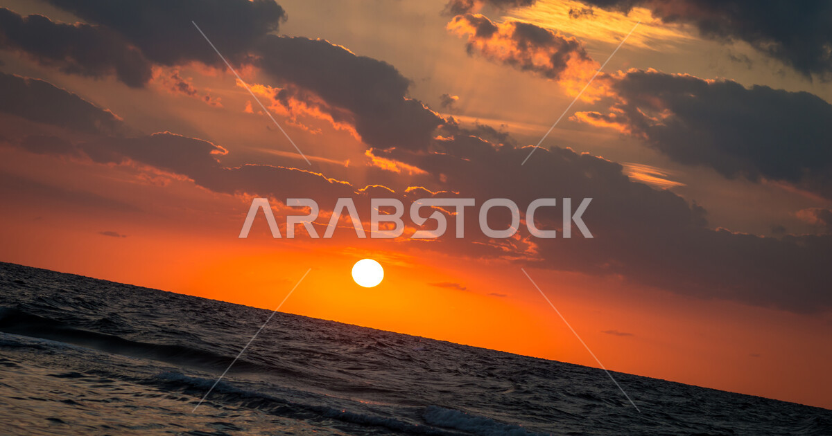 Sunset and sunrise on the shore of the Arabian Sea in Jeddah, sunset ...