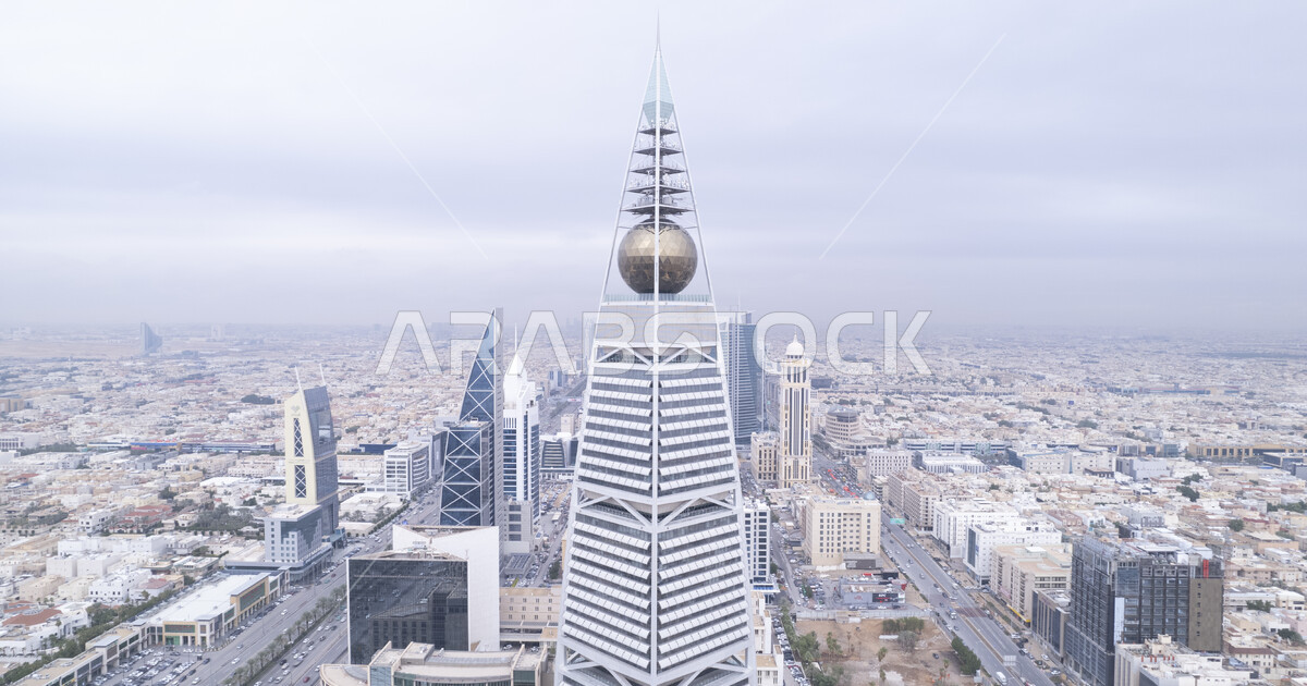 Al Faisaliah Tower in Riyadh, Kingdom of Saudi Arabia, towers and ...