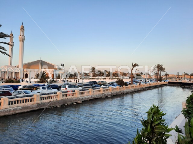 The Hassan Anani Mosque is one of the great mosques in Jeddah, located ...