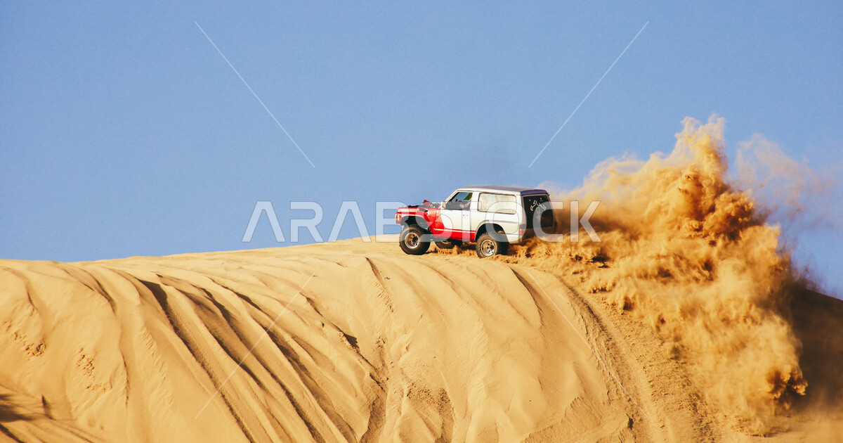 Four-wheel drive in the desert, safari adventures on the sand dunes ...